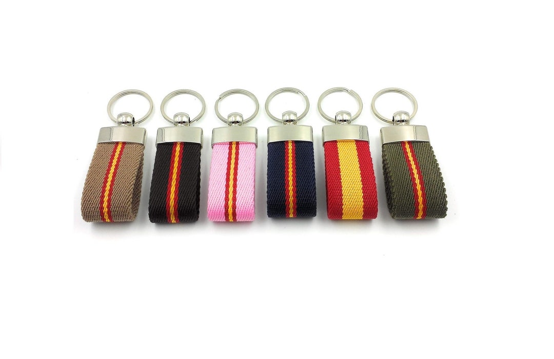 Franartpiel - Multi-colored Fabric Keychain (spanish Flag, Tricolor ...