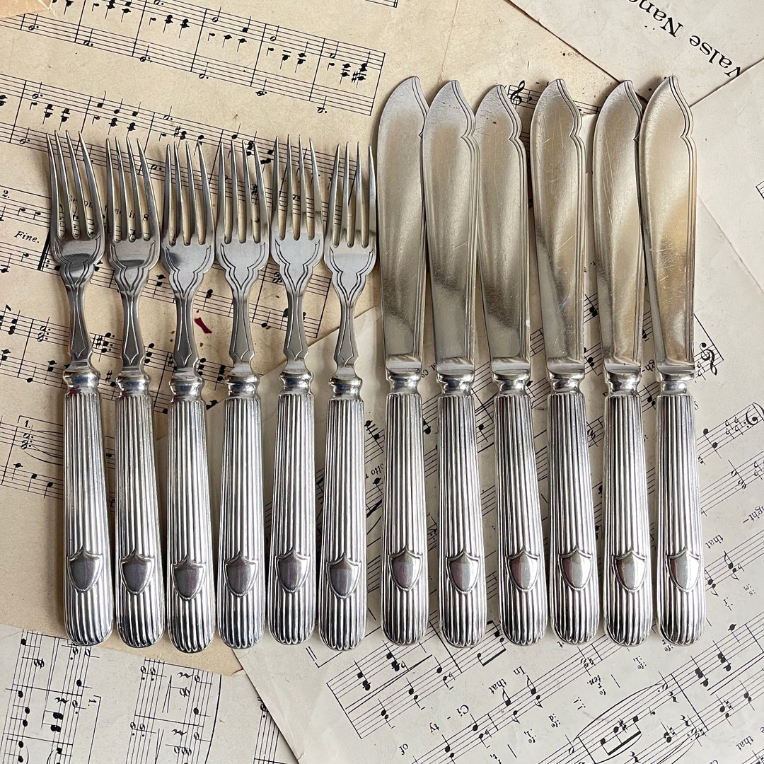 Vintage Fish Cutlery Silver Plated Reed Pattern Set of 6 Flatware Food ...