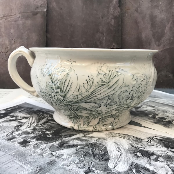 Antique Chamber Pot - Etsy