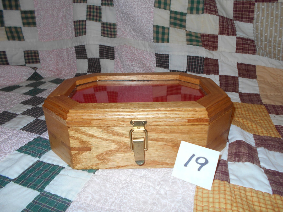 Solid Oak Wood Display Box - Etsy