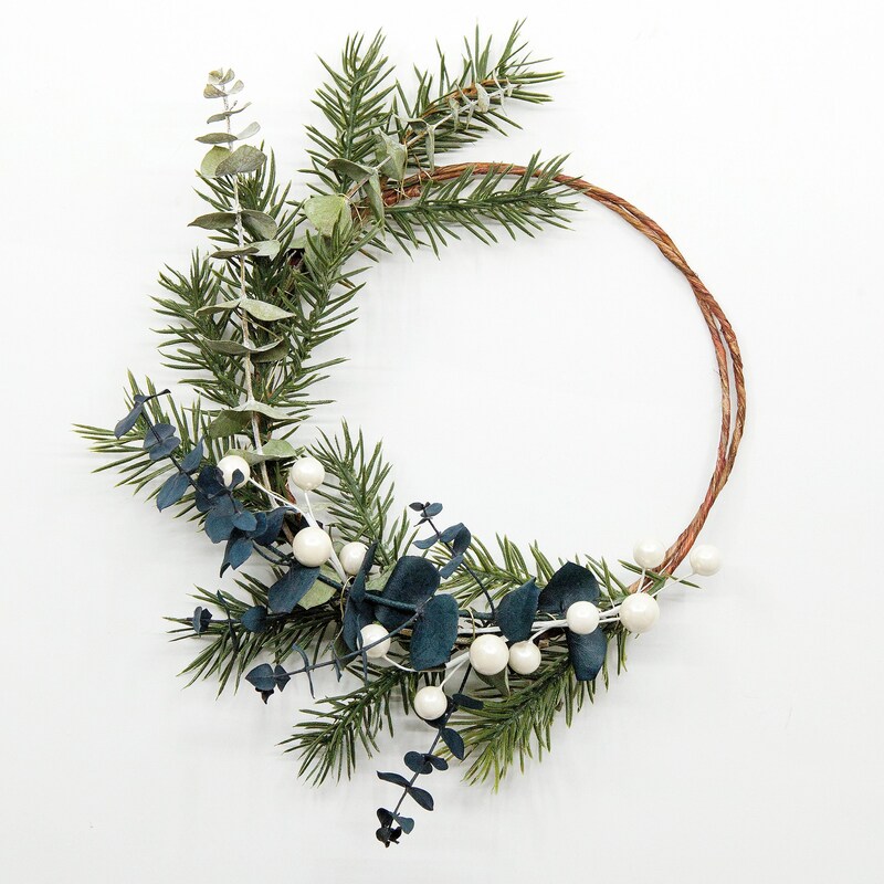 Minimalist Wreath - Etsy
