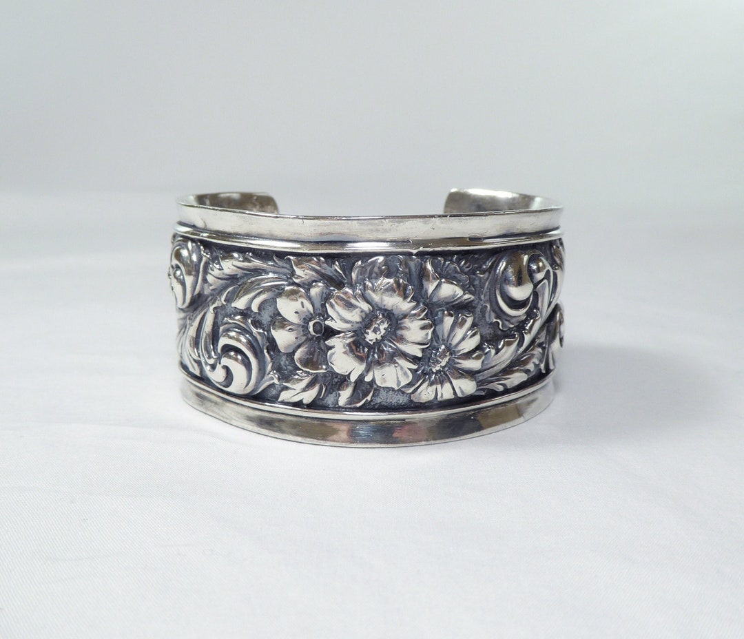Vintage Cini Flower, Leaf and Scroll Grand Repoussé Cuff Bangle ...