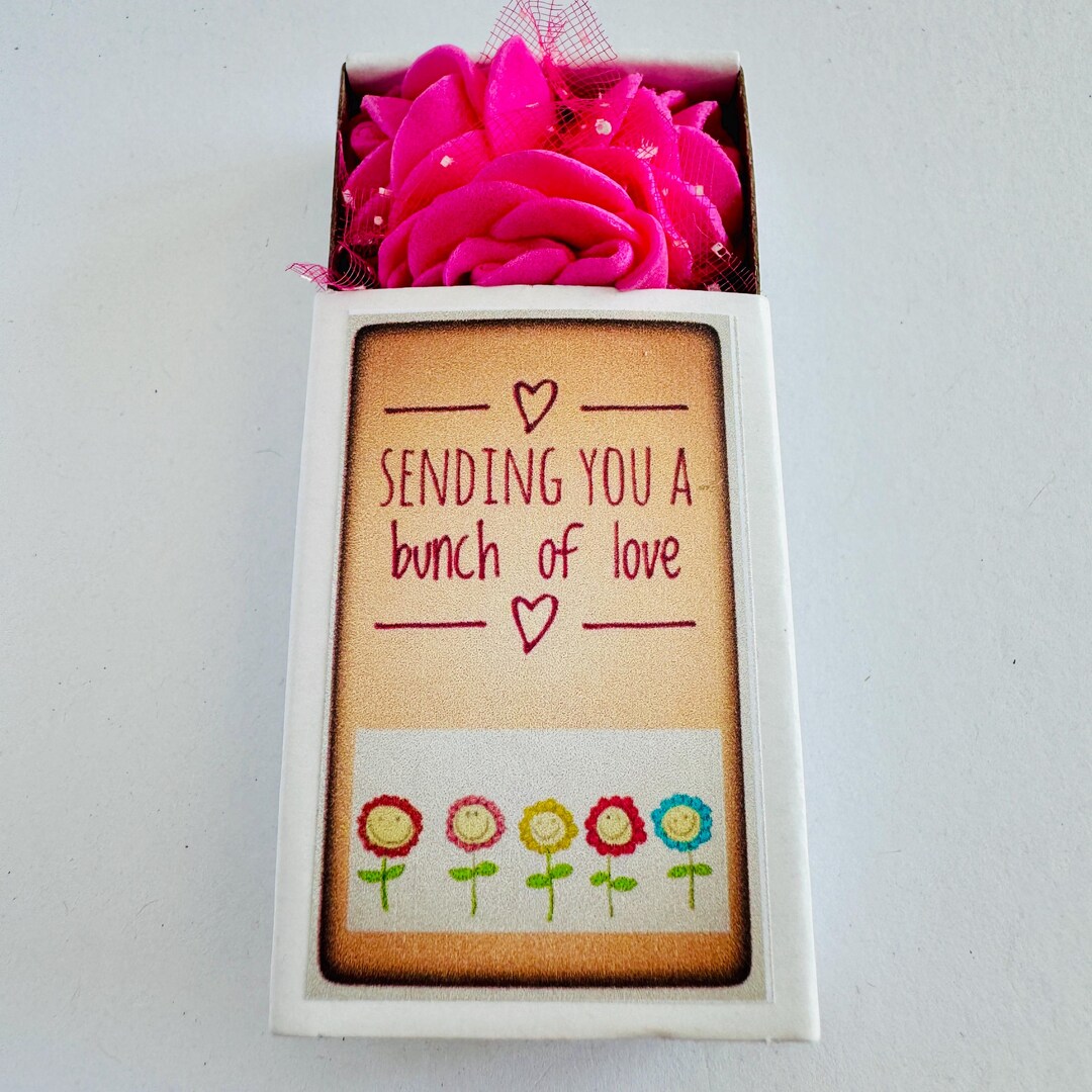 Sending You a Bunch of Love Foam Dark Pink Mini Flower Matchbox Mini ...