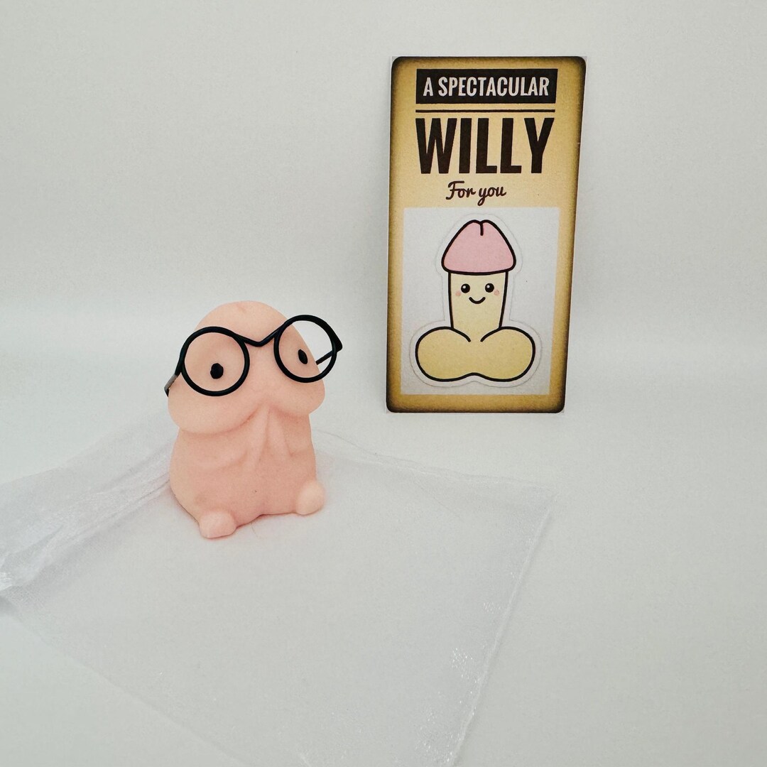 A Spectacular Willy for You - Novelty Naughty Willy Wearing Glasses - Hen Favour - Silly Gift ...
