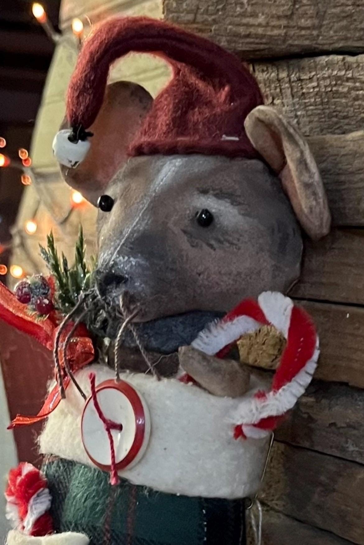 Mouse in Mitten Hanger Primitive Folk Art Rustic Christmas Decoration ...