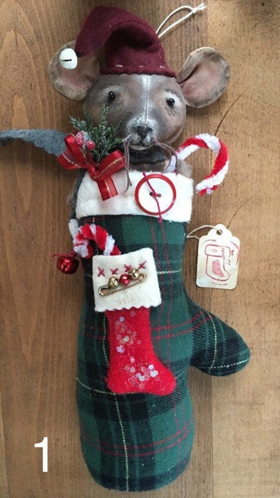 Mouse in Mitten Hanger Primitive Folk Art Rustic Christmas | Etsy