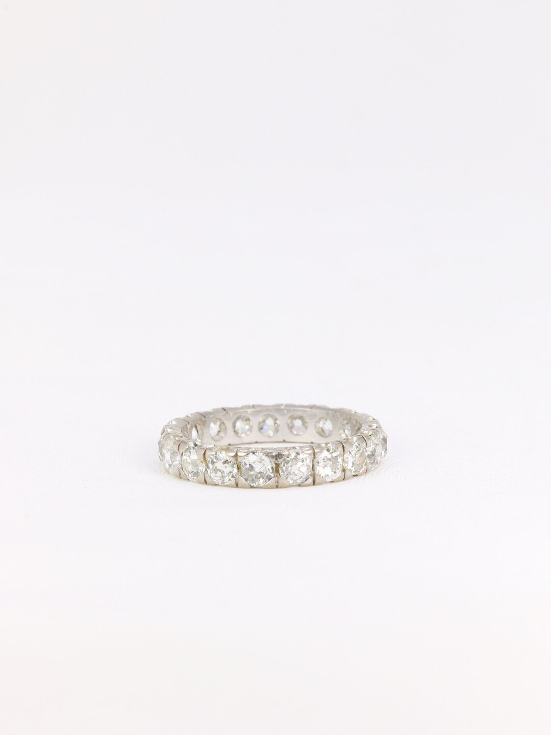 Vintage American Wedding Ring in White Gold and Old Cut Diamonds 2.85 ...
