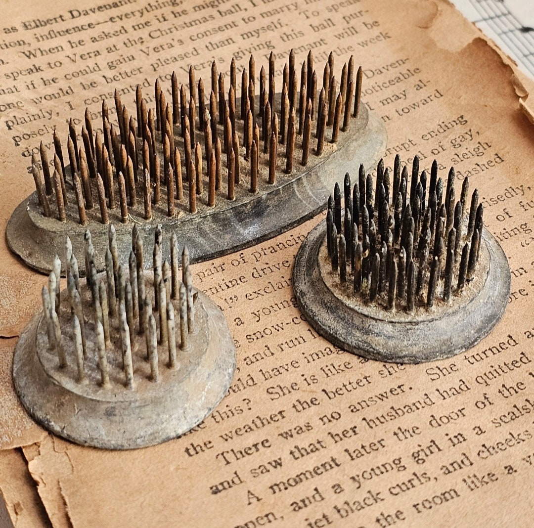 Vintage Metal Flower Frog, Vintage Flower Frog, Metal Flower Frogs ...