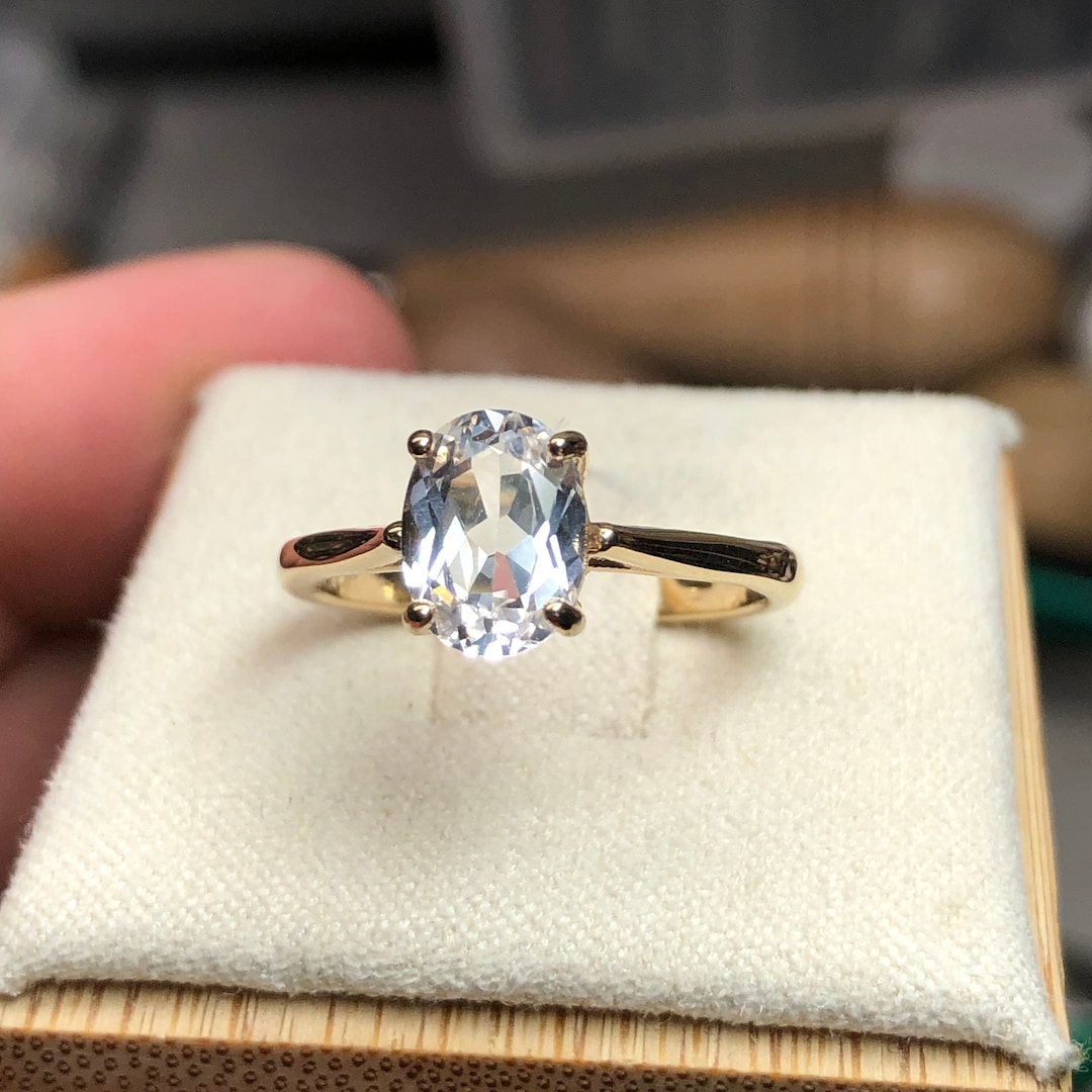 Iapetus 14kt Gold // Oval Cut Sapphire Ring | White Sapphire Solitaire ...