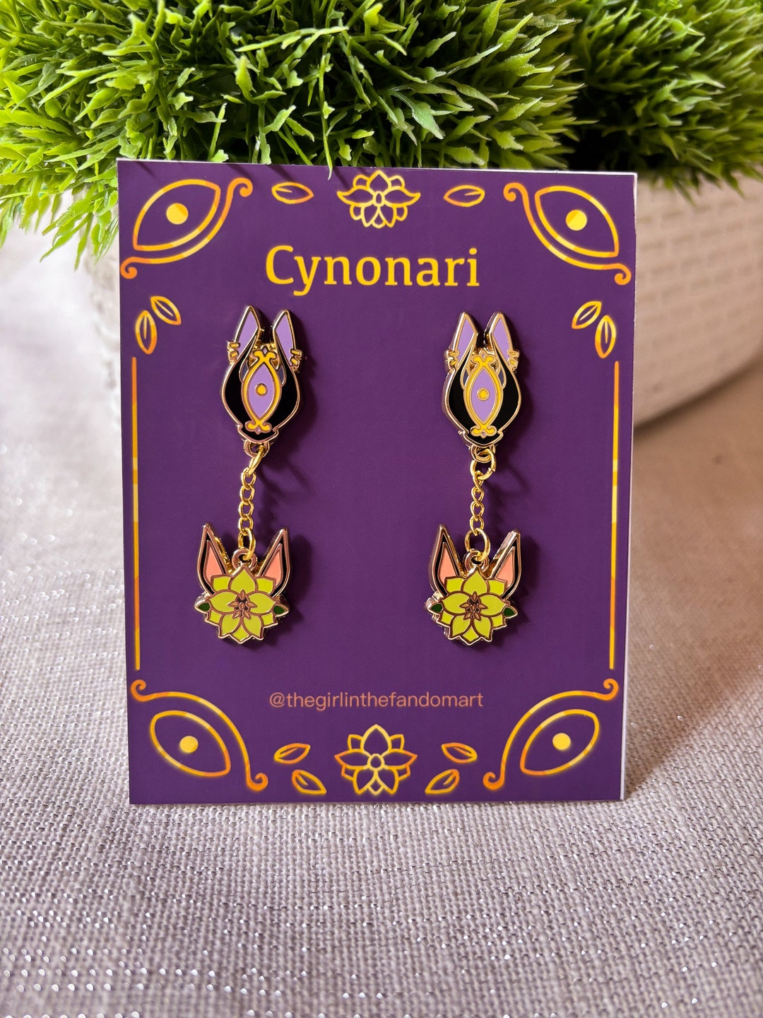 Cynonari Earrings - Etsy