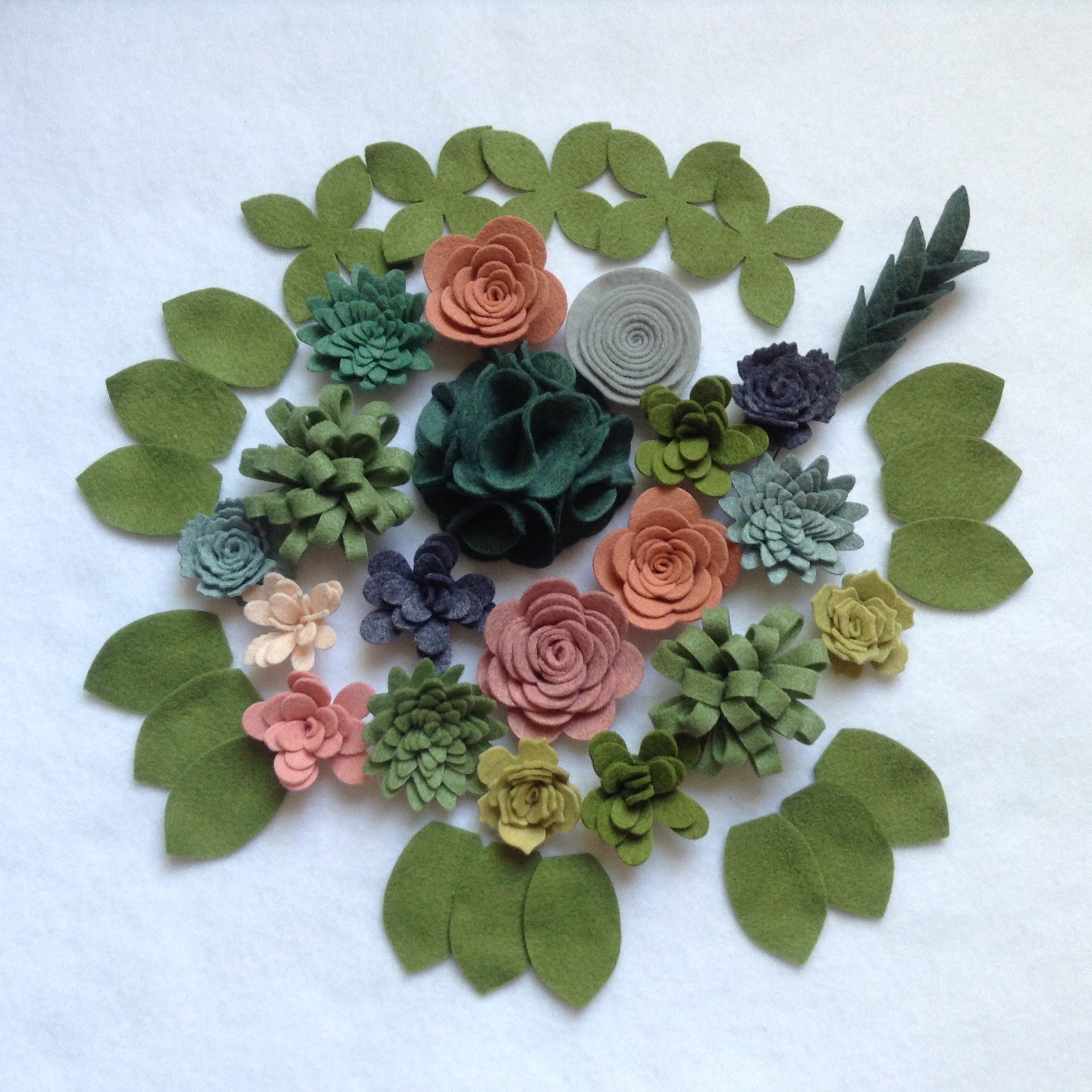 Succulenst/Flowers Loose SucculentsWool Blend Felt Flowers | Etsy