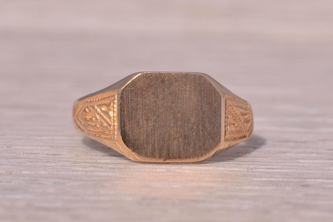 Child's Signet Ring in Yellow Gold - Etsy
