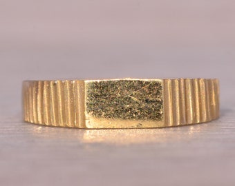 Kids Gold Oval Signet Ring in 14K Yellow Gold | Customizable Engravable ...