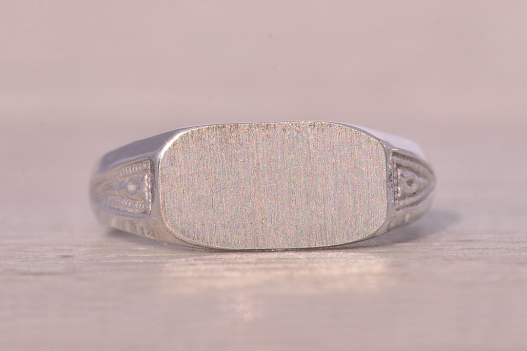 Vintage White Gold Signet Ring - Etsy