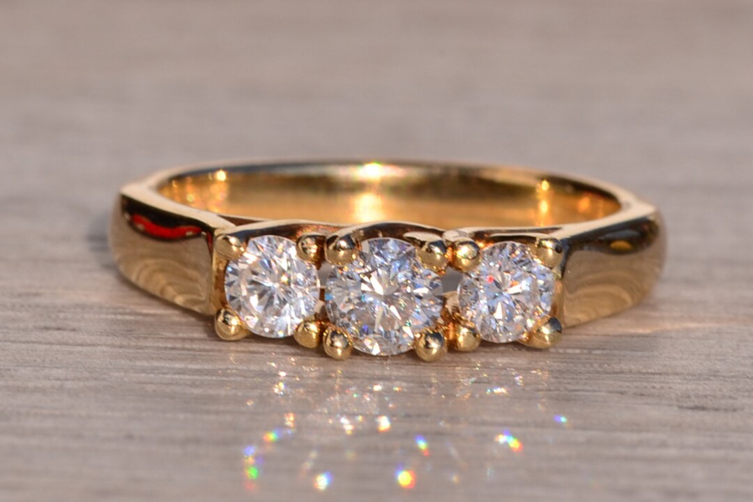 Vintage Past Present Future Diamond Ring in Yellow Gold - Etsy