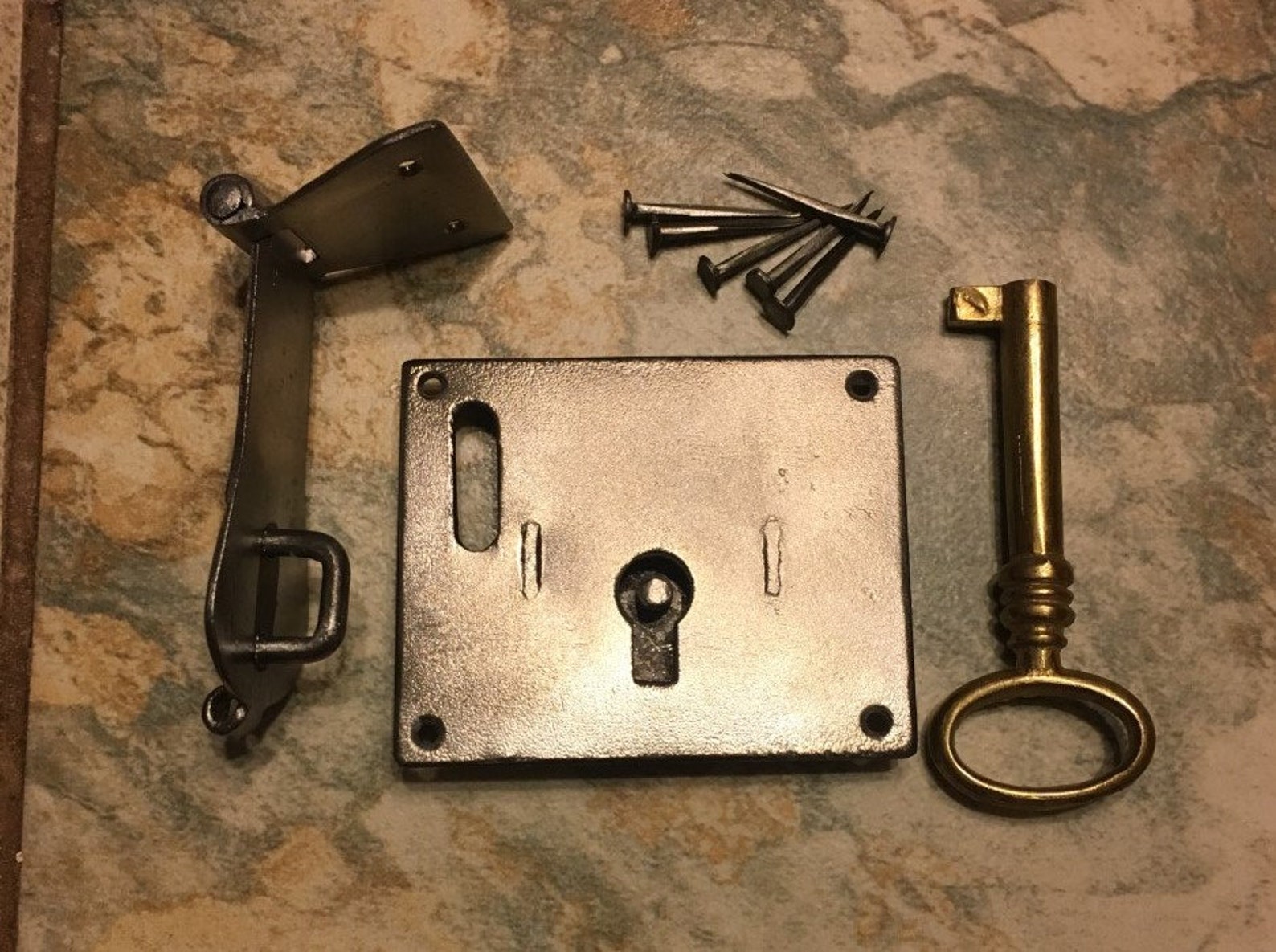 Small Antique Reproduction Hasp Lock (A1) With One Key and Iron Nails ...