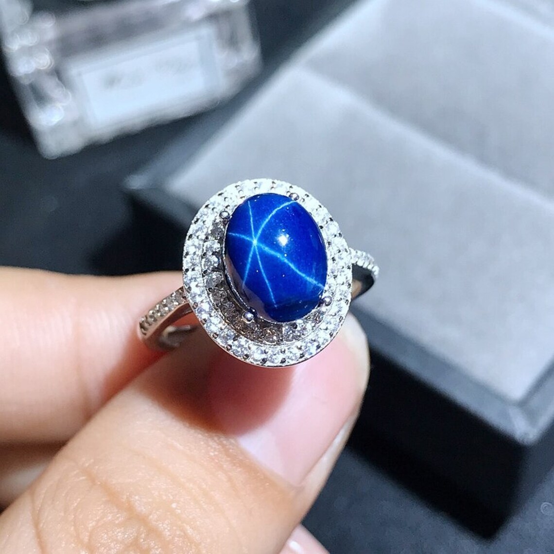 Anillo de zafiro estrella delicada anillos de compromiso de - Etsy España