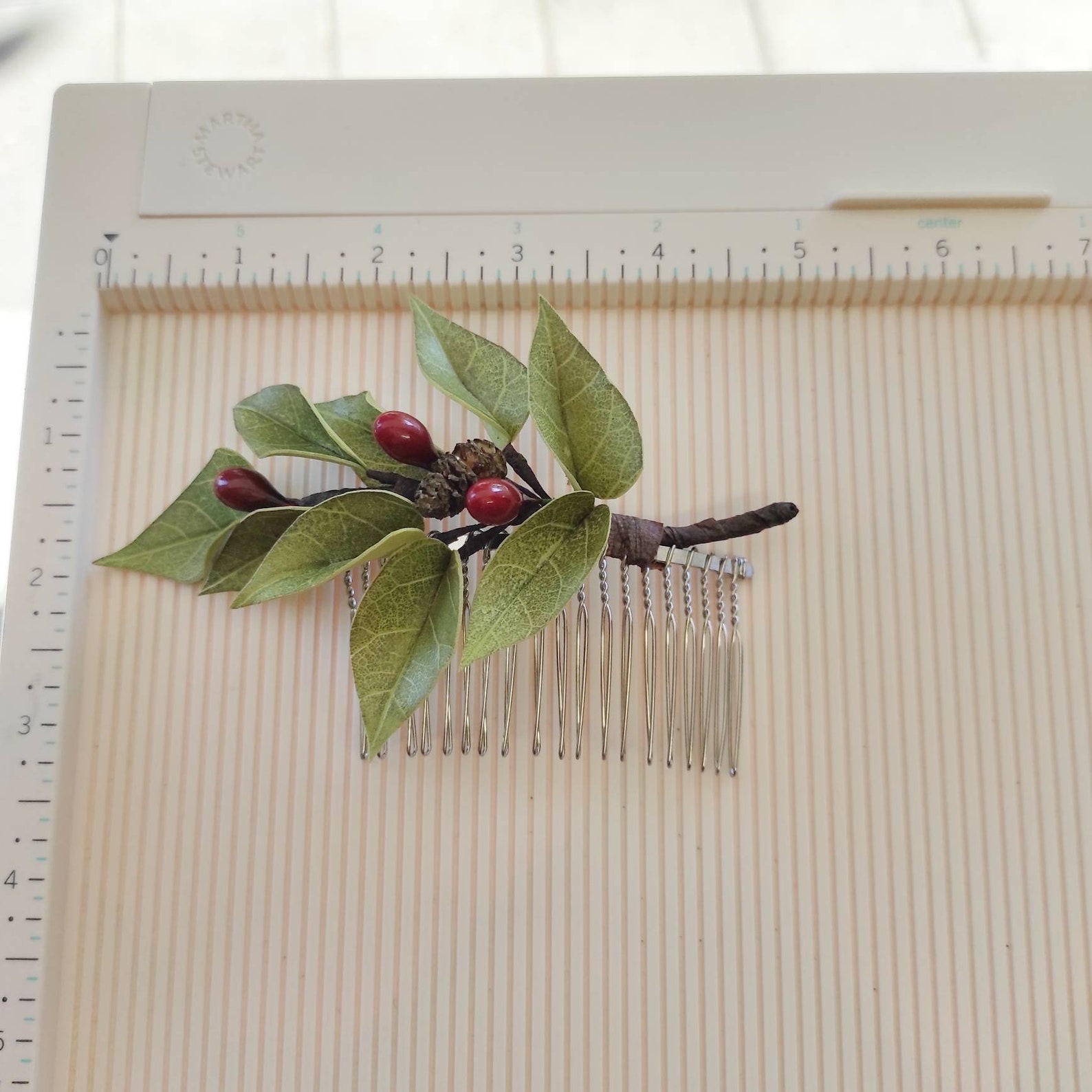 Winter Hair Comb With Natural Pine Cone and Red Berries, Christmas ...