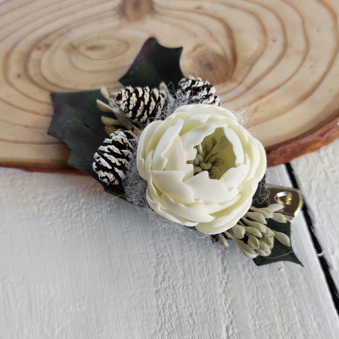 Winter Floral Hair Clip: Pine Cone Christmas Wedding Accessory - Etsy