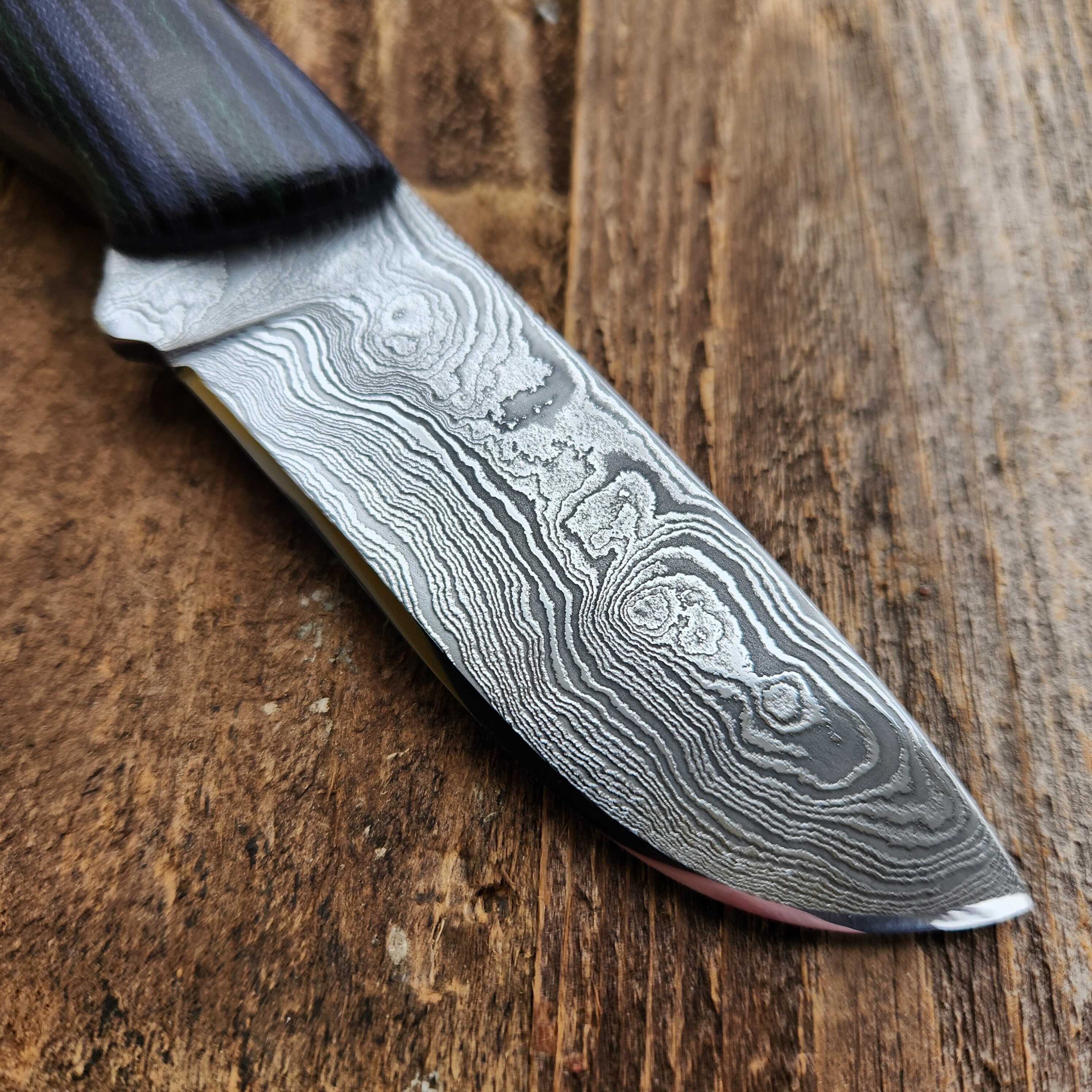 Everyday Carry 280 Layer Damascus Knife With Striped Micarta - Etsy