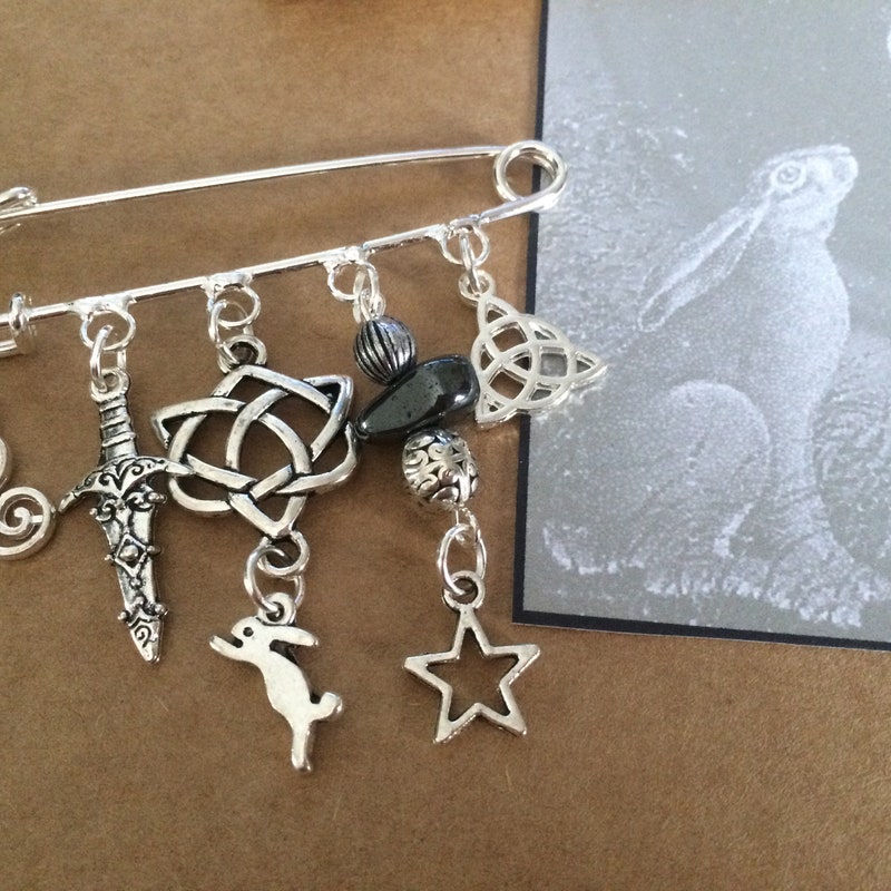 Kilt Pin Brooch - Etsy