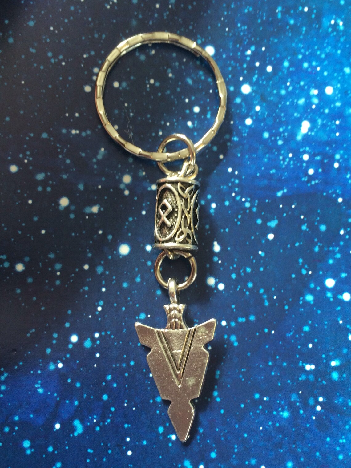 Arrow Head Keyring Barrrel Rune Bead Good Luck Safe Travel Gift Viking ...