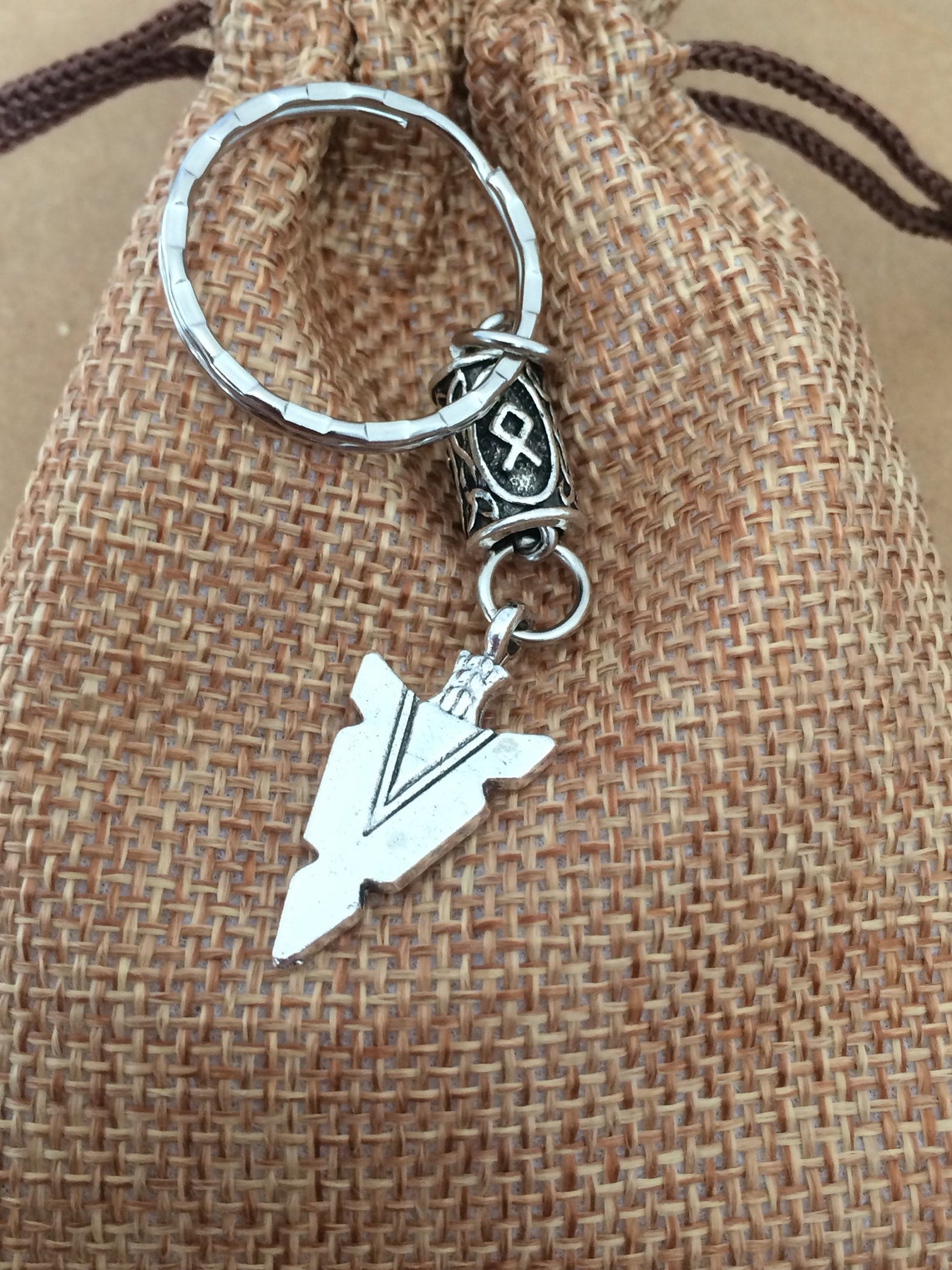Arrow Head Keyring Barrrel Rune Bead Good Luck Safe Travel Gift Viking ...