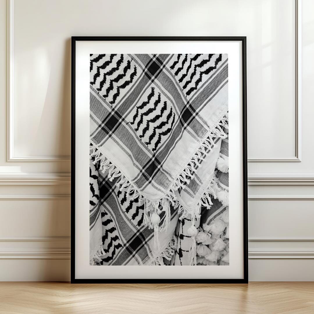 Palestinian Keffiyeh Printable Wall Art Black and White Digital ...