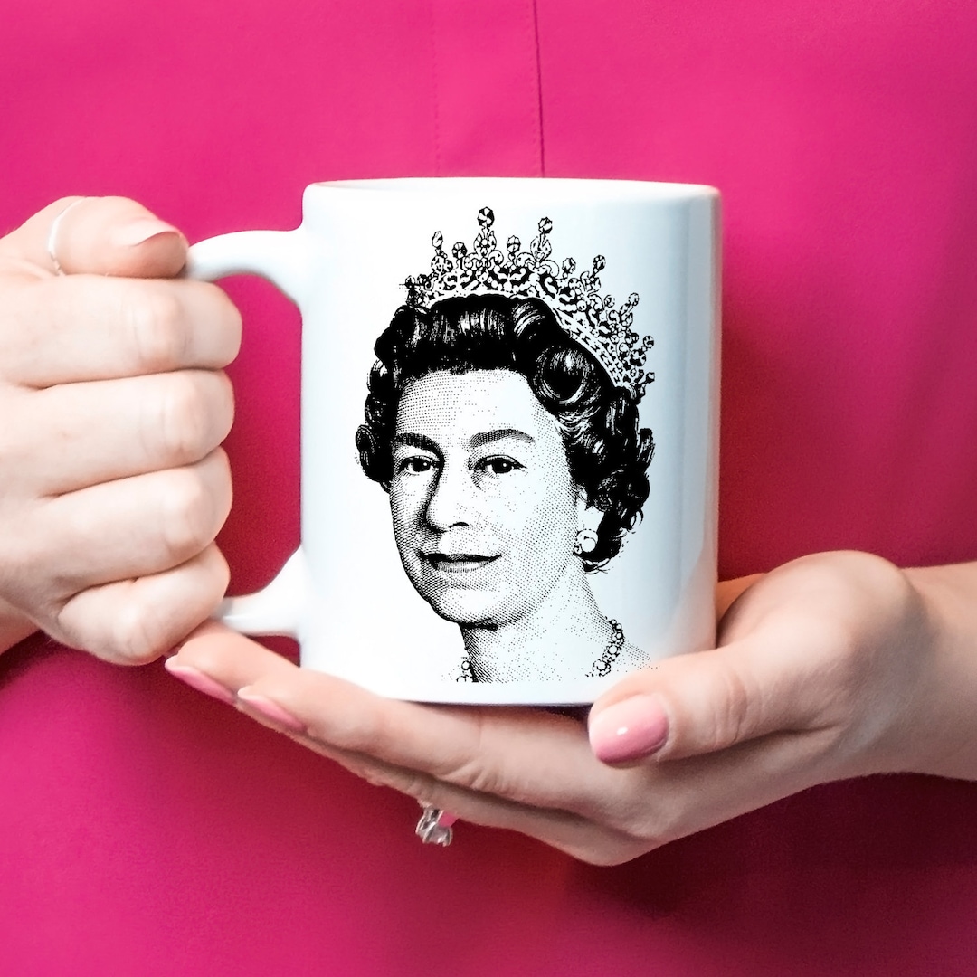 Queen Elizabeth Ii, Queen Elizabeth Coffee Mug, Queen Elizabeth Monarch ...