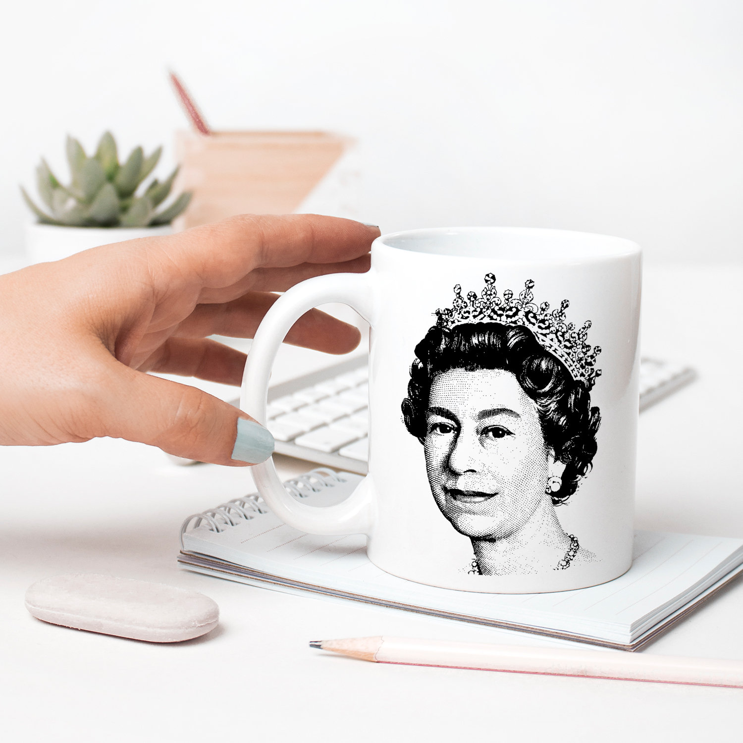 Queen Elizabeth Ii, Queen Elizabeth Coffee Mug, Queen Elizabeth Monarch ...