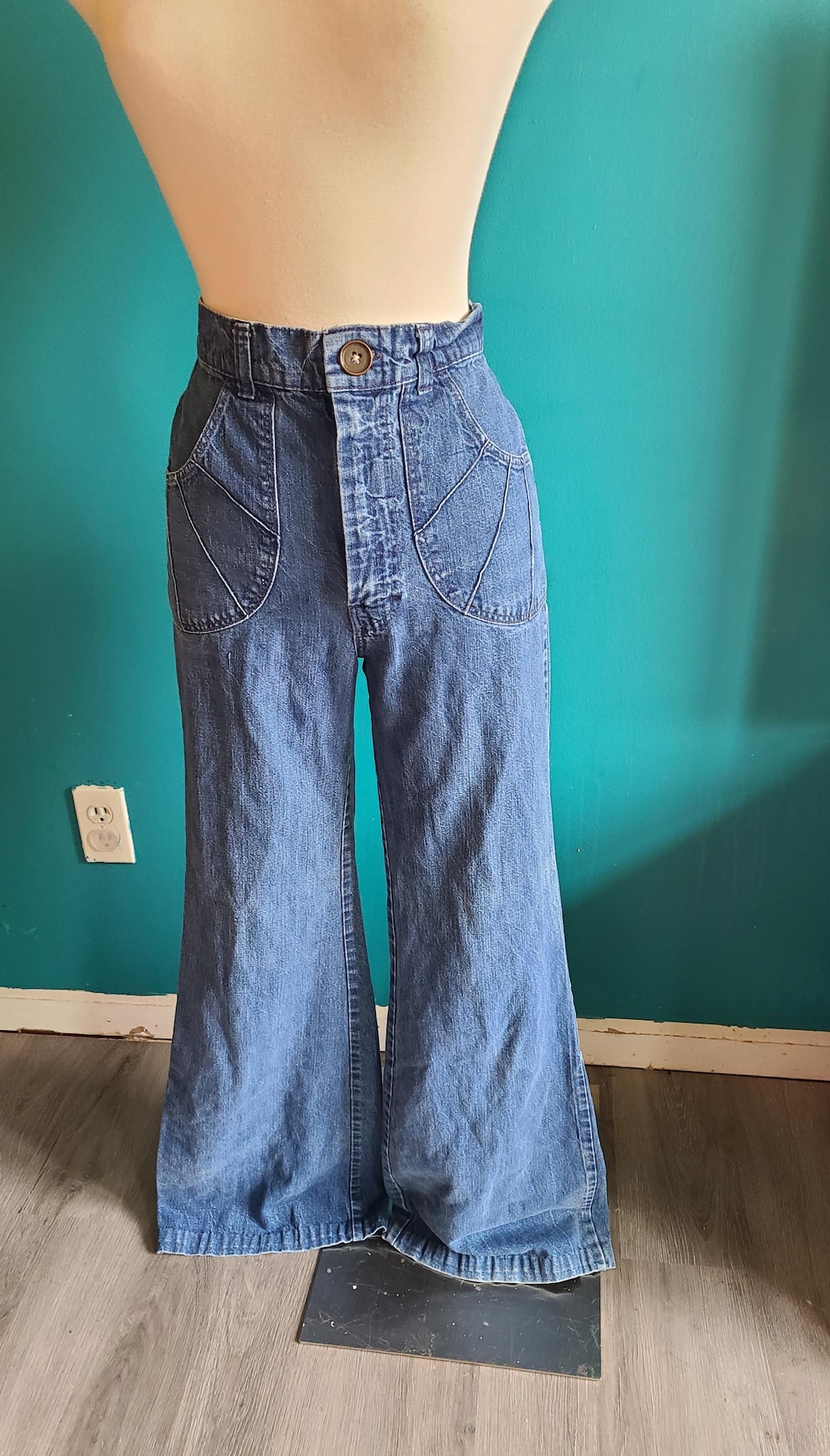Womens Vintage 1970s Rumble Seats Bareback Jeans Bell Bottoms Flares ...