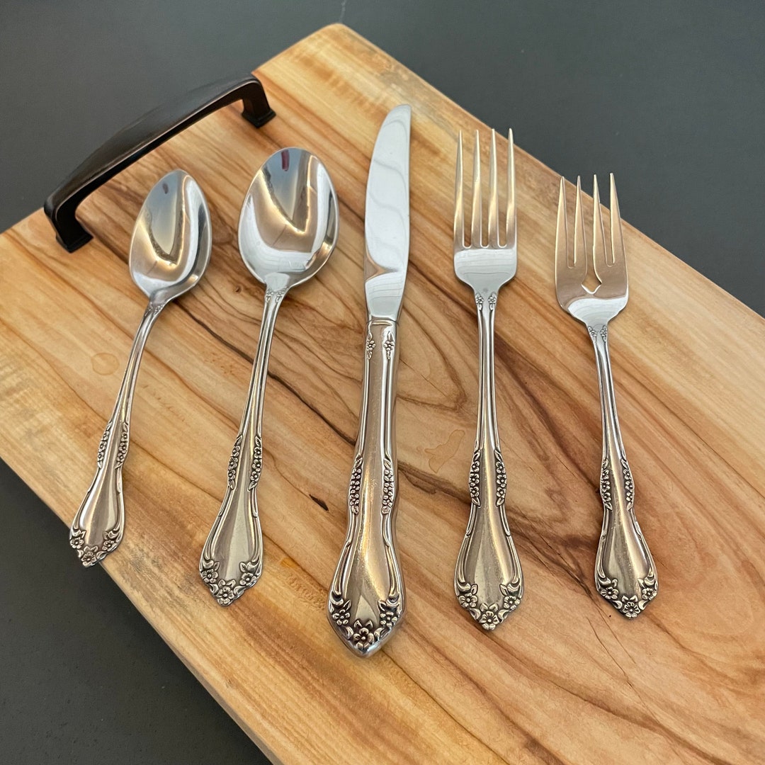 Vintage Amadeus Mansfield Wm A Rogers Deluxe Stainless Oneida Ltd ...