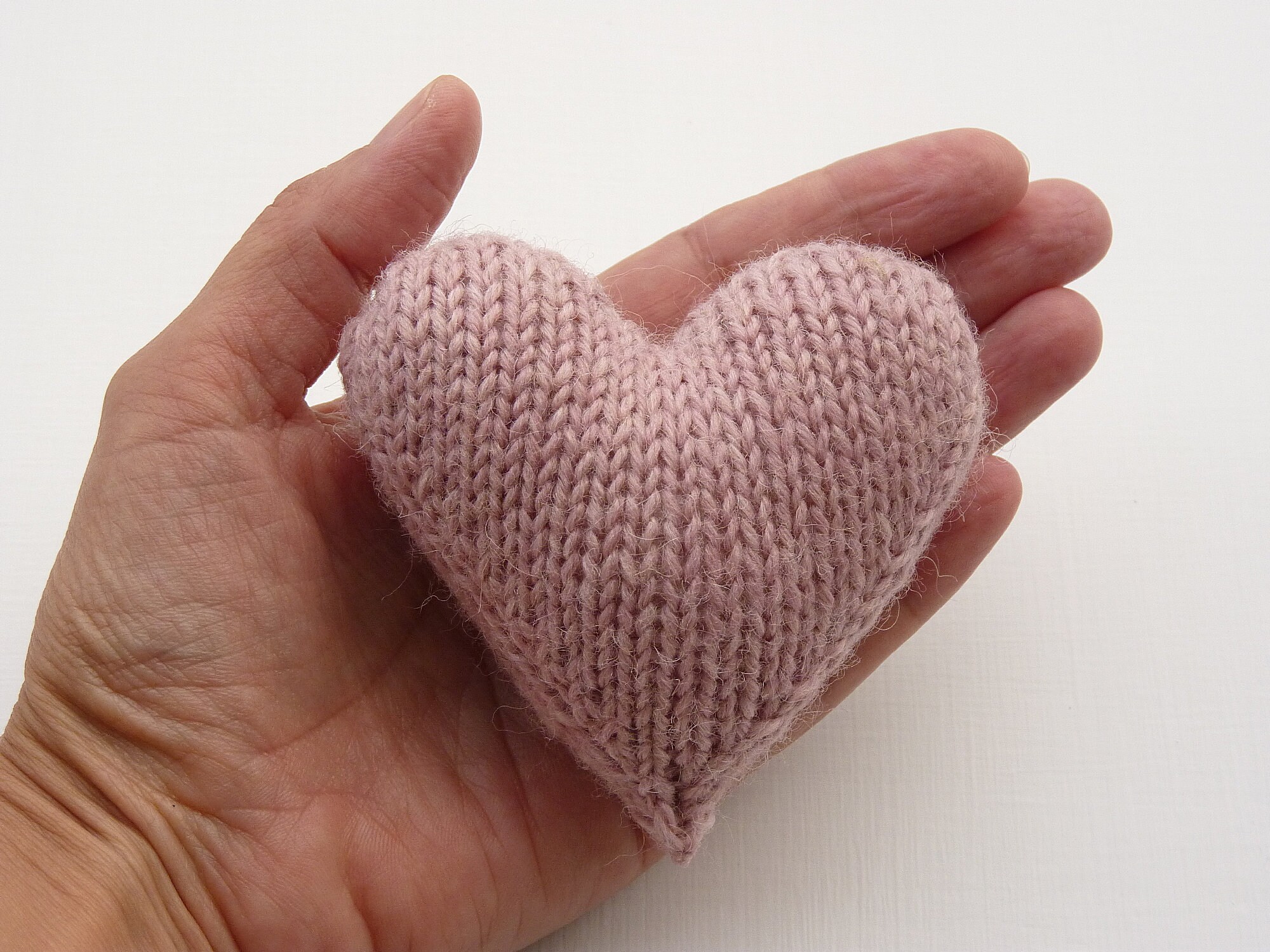 Striped Stuffed Heart KNITTING PATTERN - Etsy