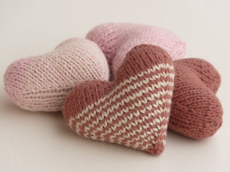 Striped Stuffed Heart KNITTING PATTERN - Etsy