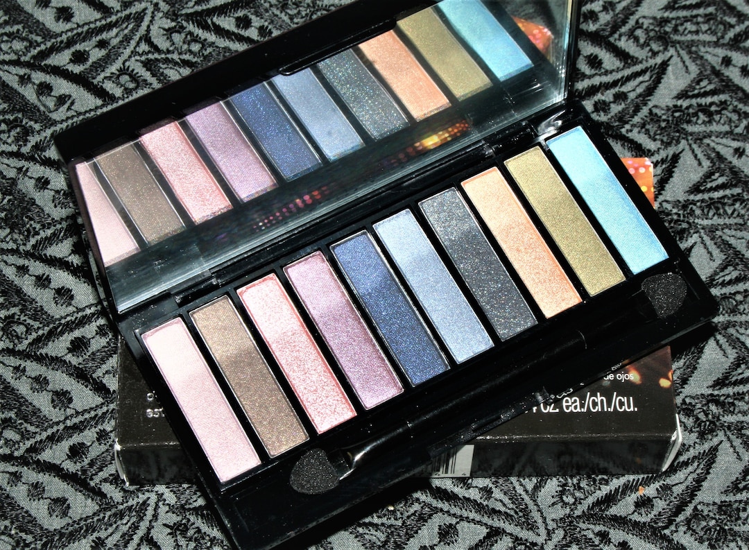 Vintage Avon Luxe Clutch Eyeshadow Palette Avon Eyeshadow - Etsy