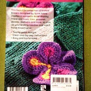 Knitted Flowers - 20 to Make by Susie Johns - Knitted Flower Pattern ...