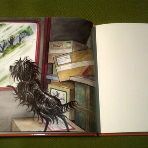 Hairy Maclary, Shoo by Lynley Dodd - Pre-loved Hardcover - Children's ...