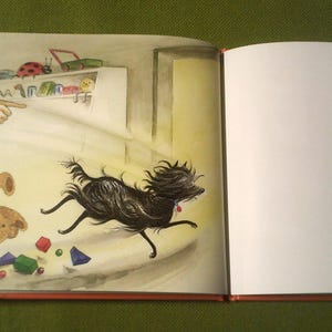 Hairy Maclary, Shoo by Lynley Dodd - Pre-loved Hardcover - Children's ...