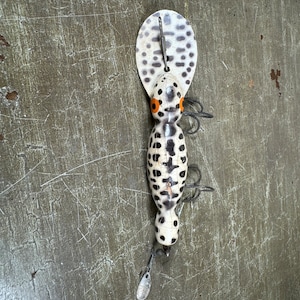 Whopper Stopper Hellbender by Luxon Antique Wooden Fishing Lure ...