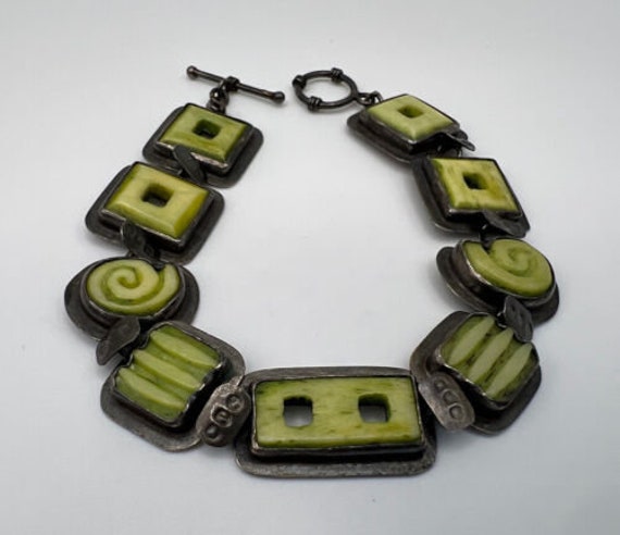 JANICE LEE RIPLEY Jlr Handmade Hand Carved Green Yak … - Gem