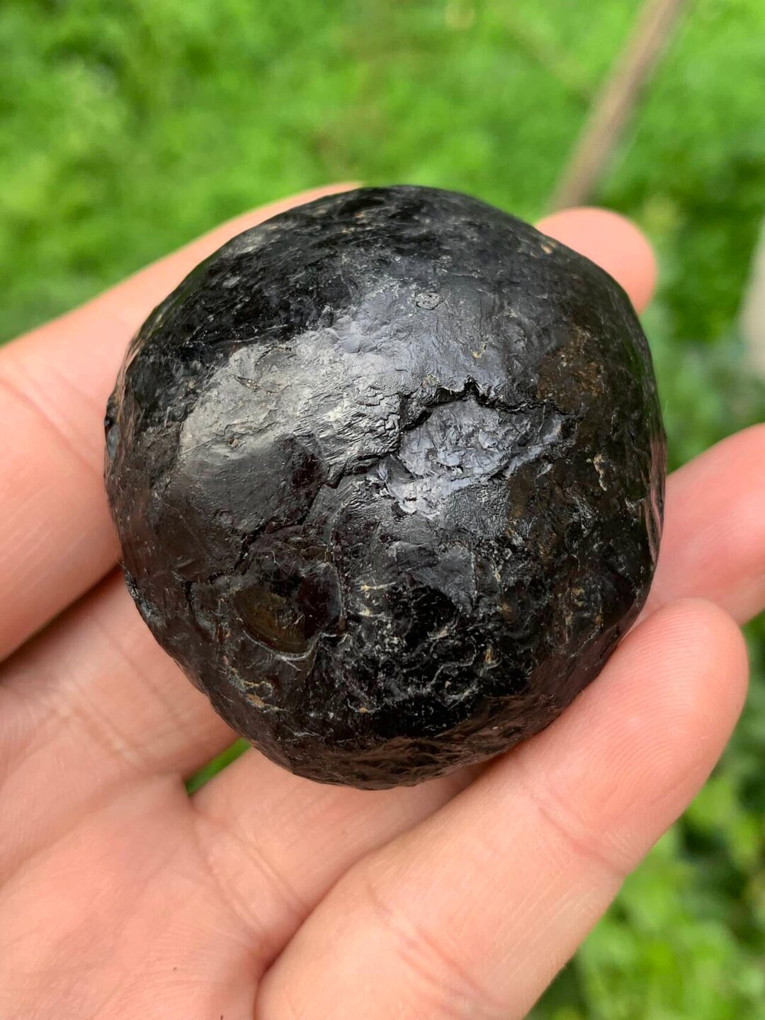 2‘’ Natural Black Tourmaline Sphere/oval Tourmaline Ball/unpolished ...