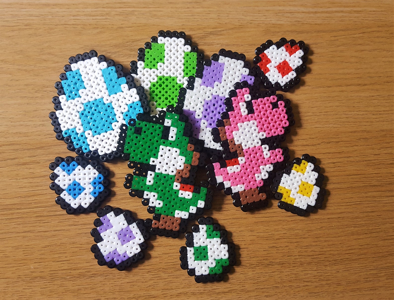 Yoshi Mario Egg Pixel Art Magnet Badge Phone Charm Keychain Cake Topper ...
