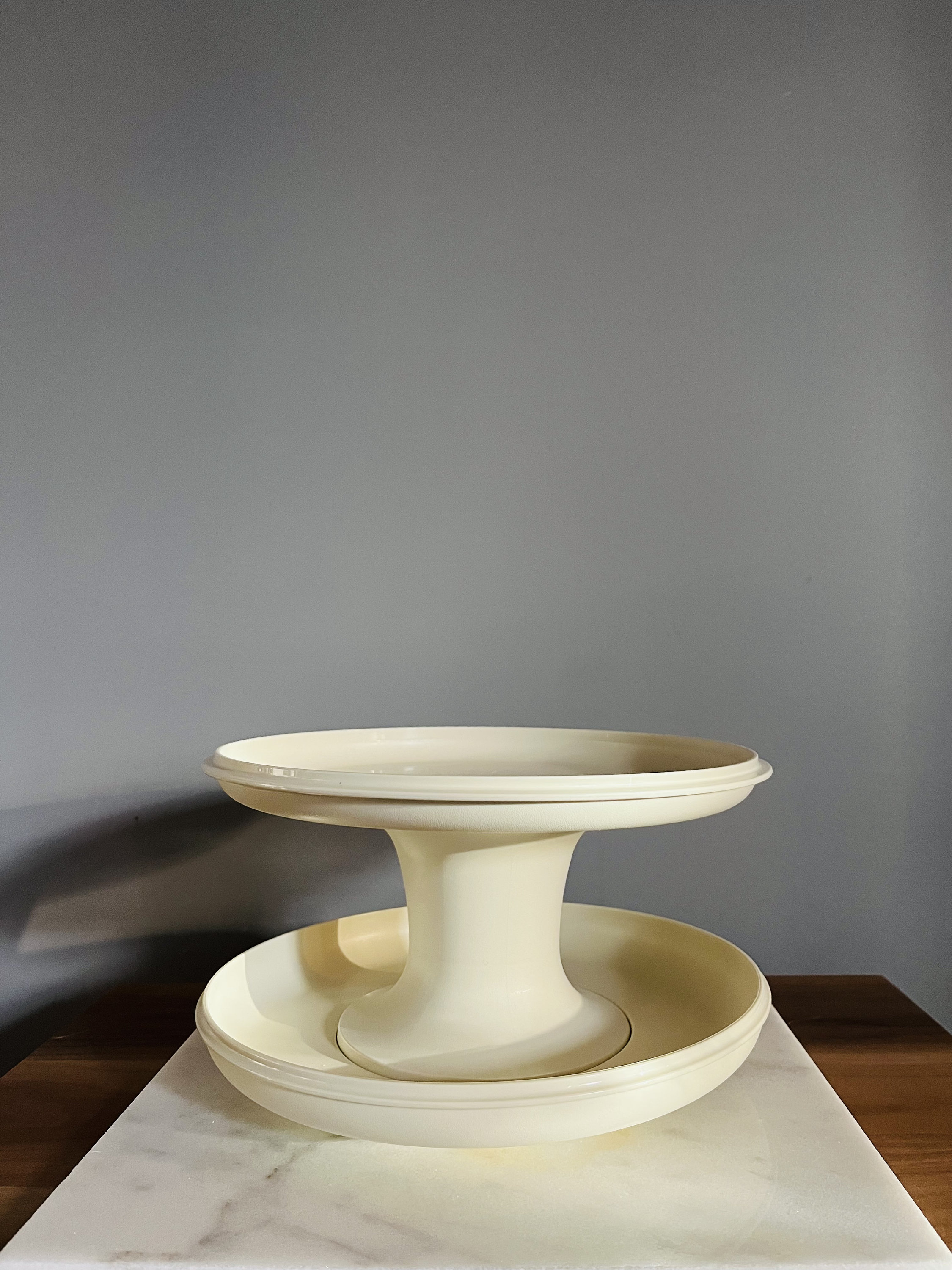 Vintage Tupperware Pie Stand, Pedestal, Cake Carrier, Dip Dish - Etsy