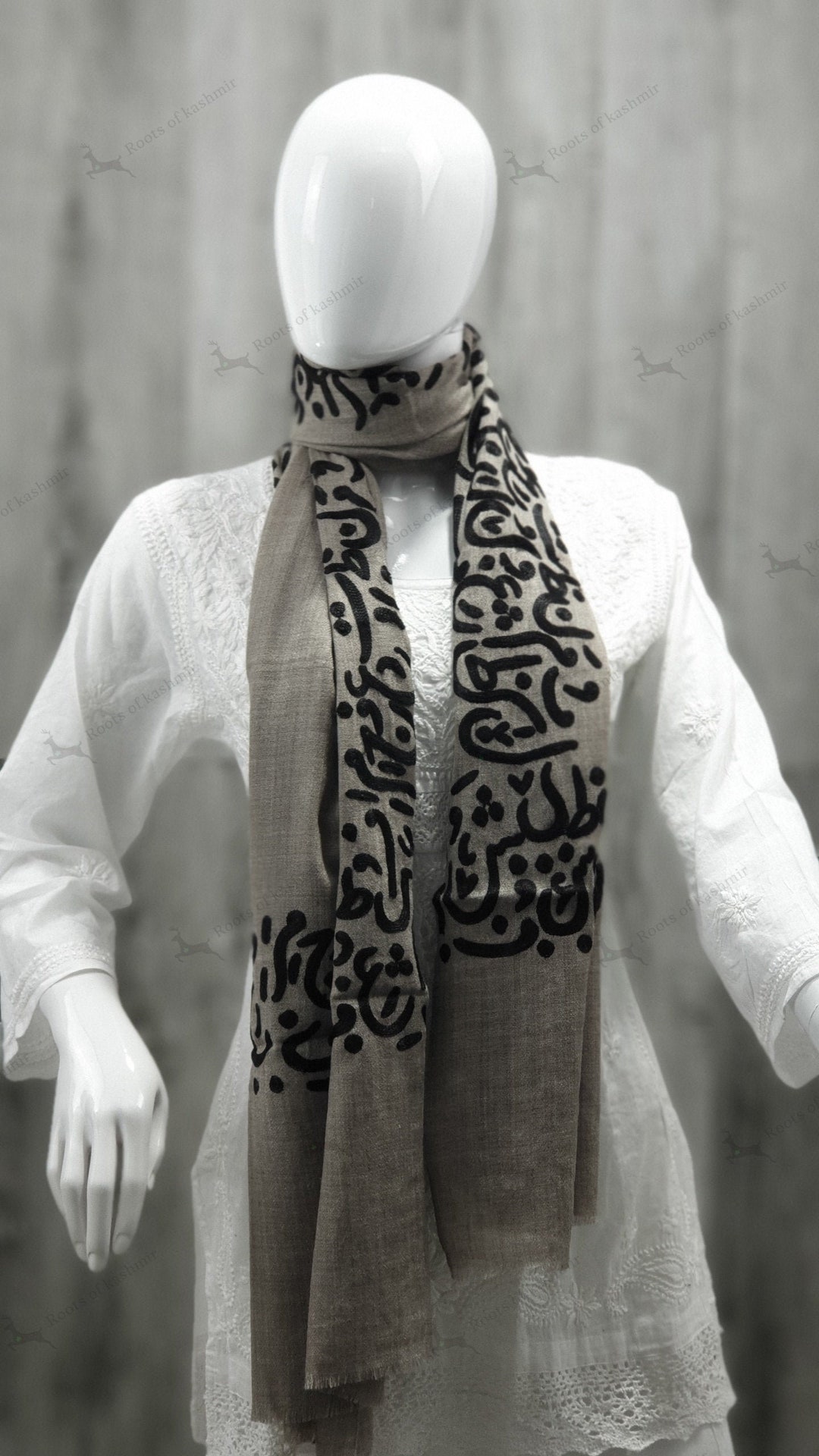 Cashmere Stole With Embroidered Calligraphy - Etsy