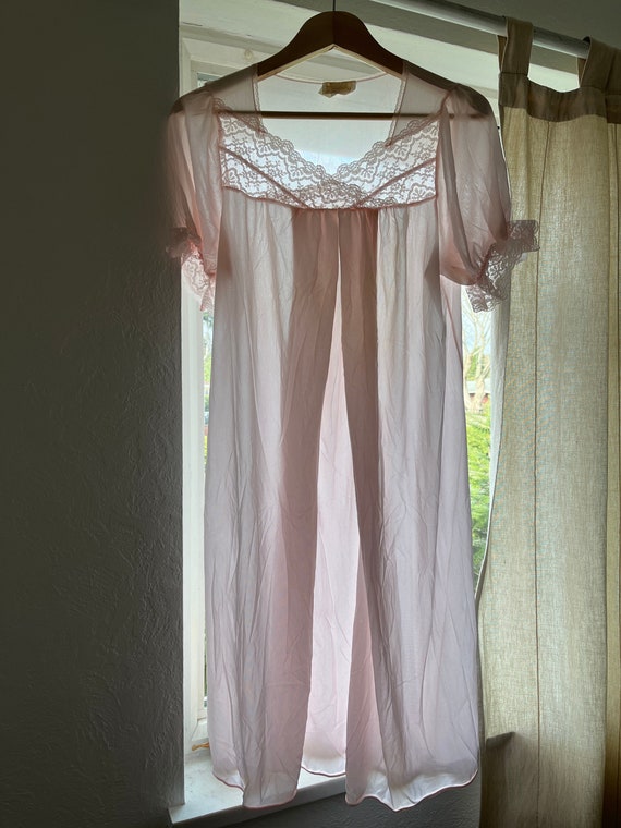 Vintage Texsheen Pale Pastel Pink Nightgown Size Small Gem
