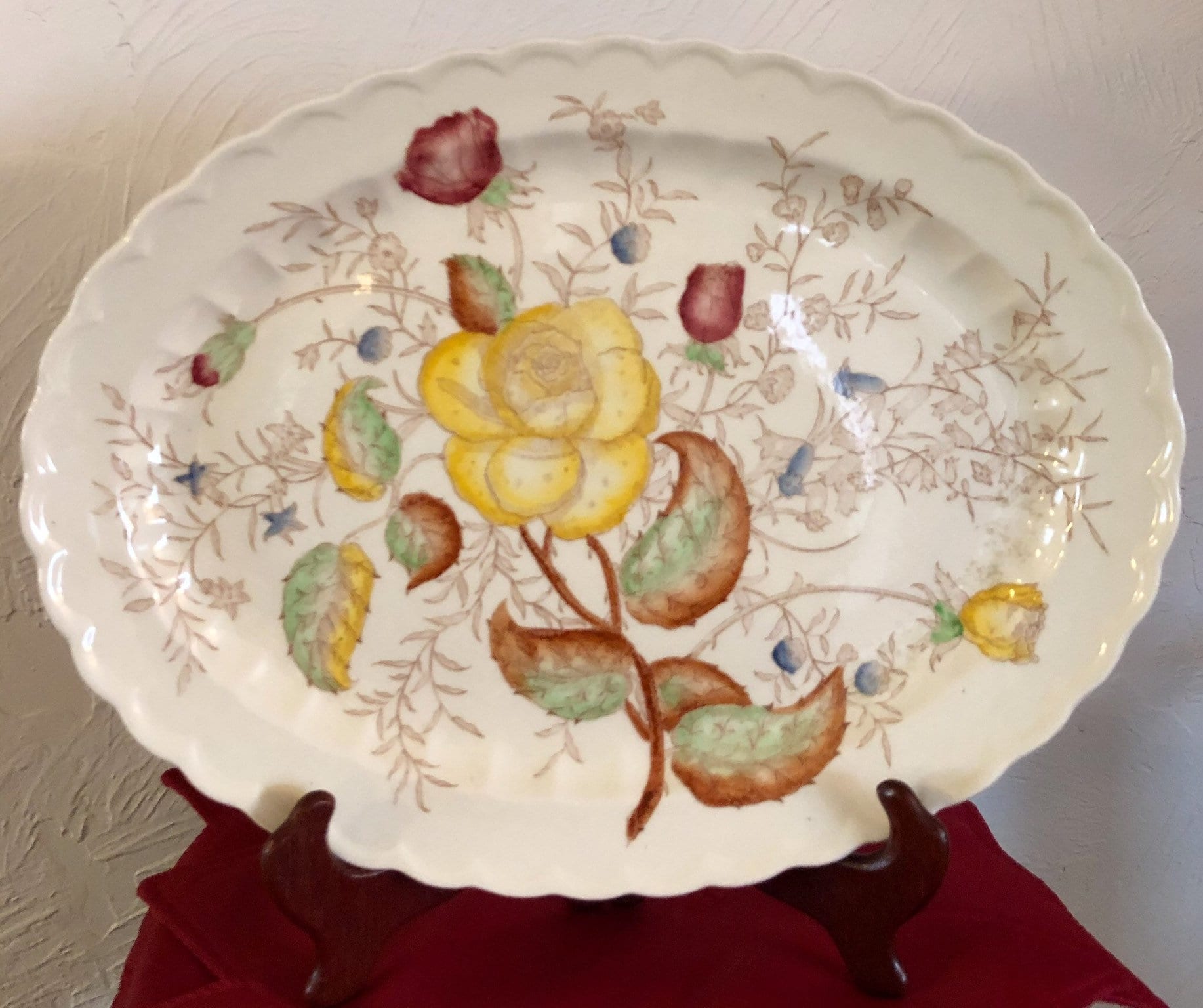 Vernon Kilns, Vernon, CA; Vernonware, "vernon Rose" Pattern Oval ...