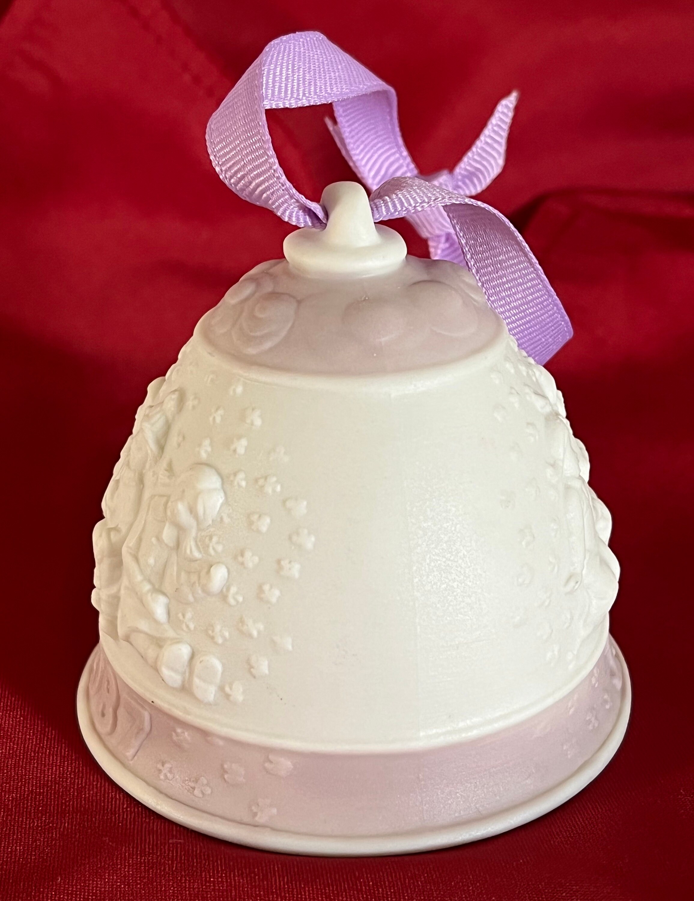 Lladro Christmas Bell, Dated 1987. Hand-made in Spain of Porcelain ...