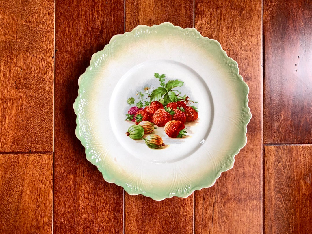 Antique Raspberry Motif Ceramic Dinner Plate Iridescent Green Border ...