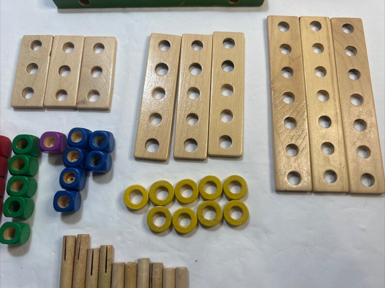 CONSTRUCTOR 320 - Heros - Building Blocks & Pieces - Made in West ...