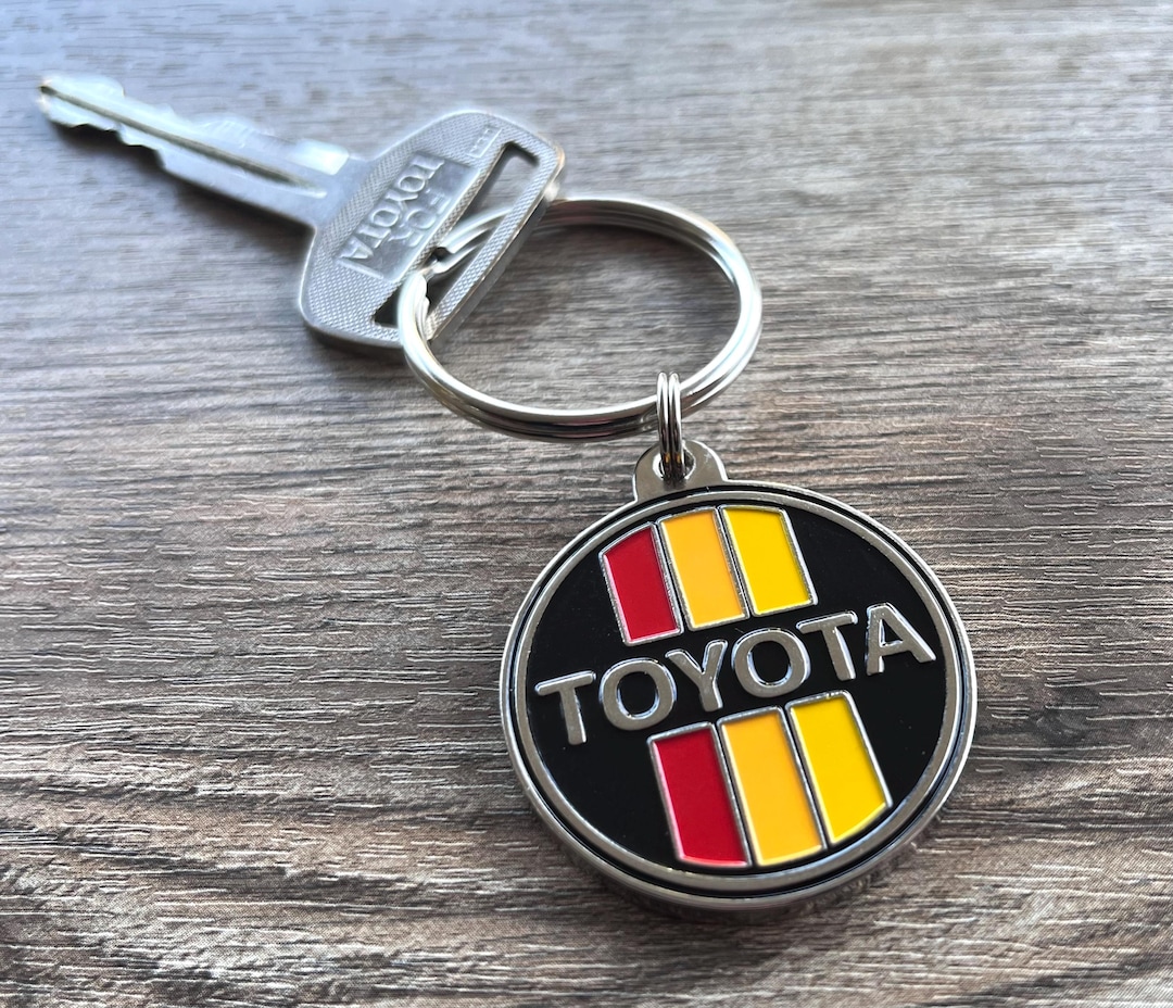 Toyota 3 Stripe Metal Keychain - Land Cruiser, 4 Runner, FJ, Tacoma ...